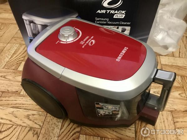 Отзыв о Пылесос Samsung Air Track 1800W | Пылесос среднего качества, но ...